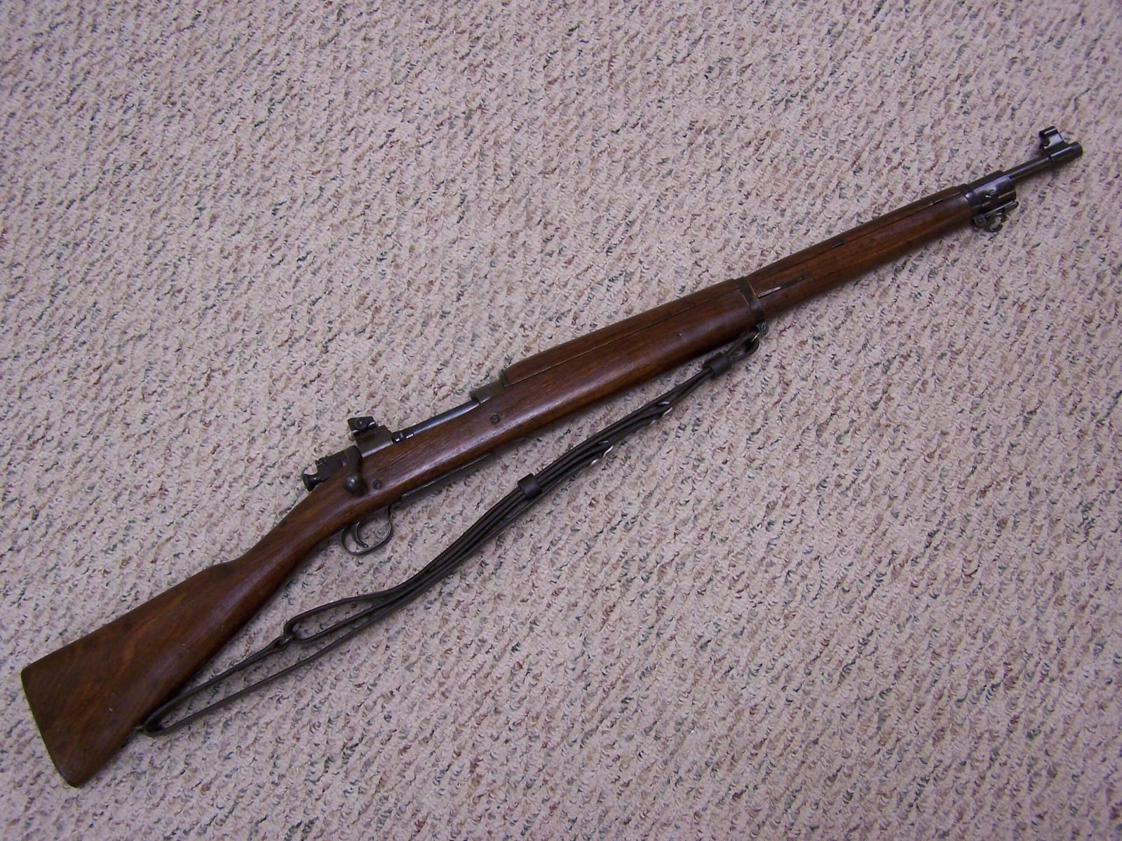 REMINGTON 03A3 .30-06 RIFLE W/M1907 SLING, 9-43 DATE - Checkpoint Charlie's