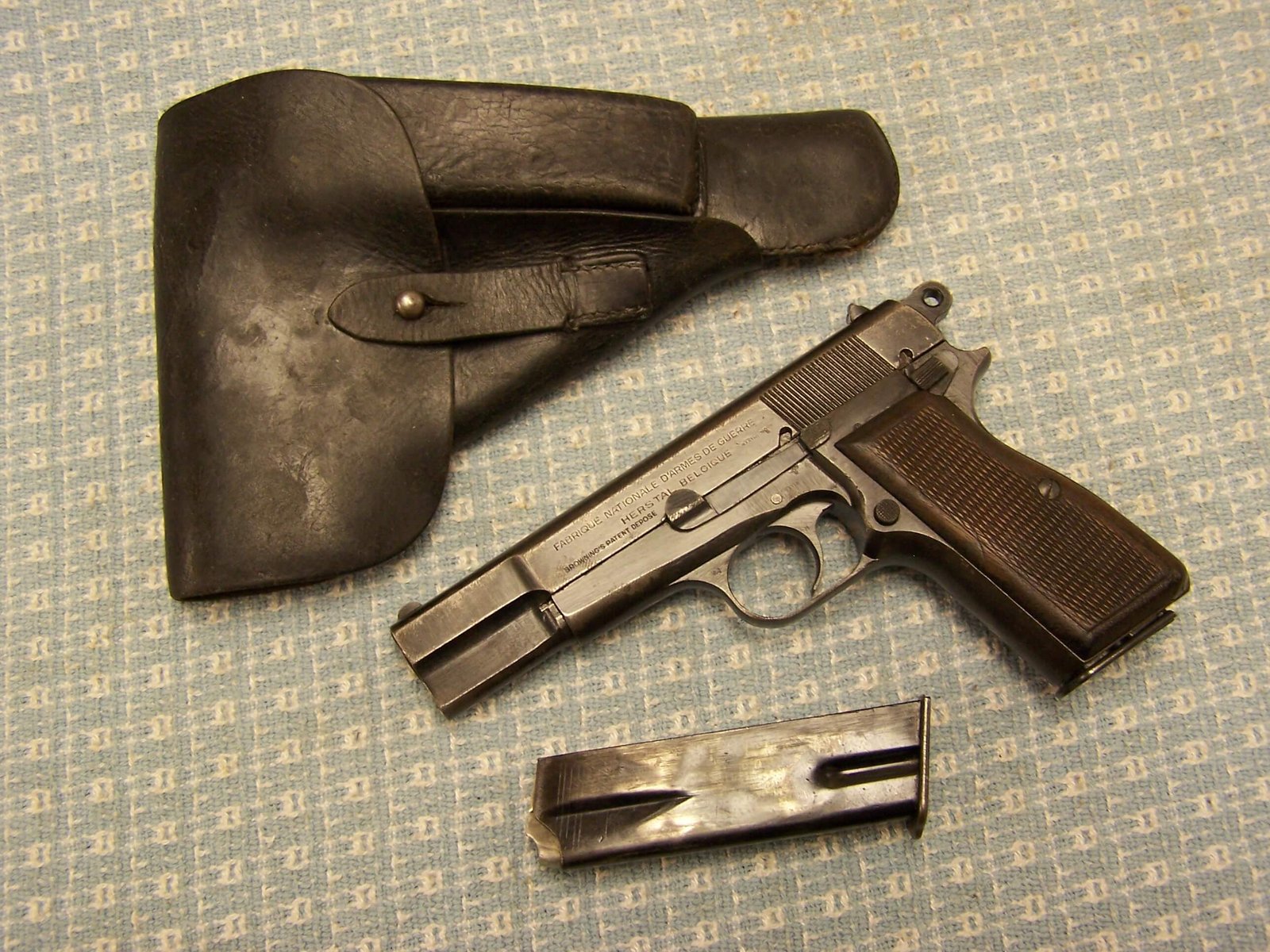 WWII FN BROWNING P35 HI-POWER WITH 2 MAGS & HOLSTER - Checkpoint Charlie's