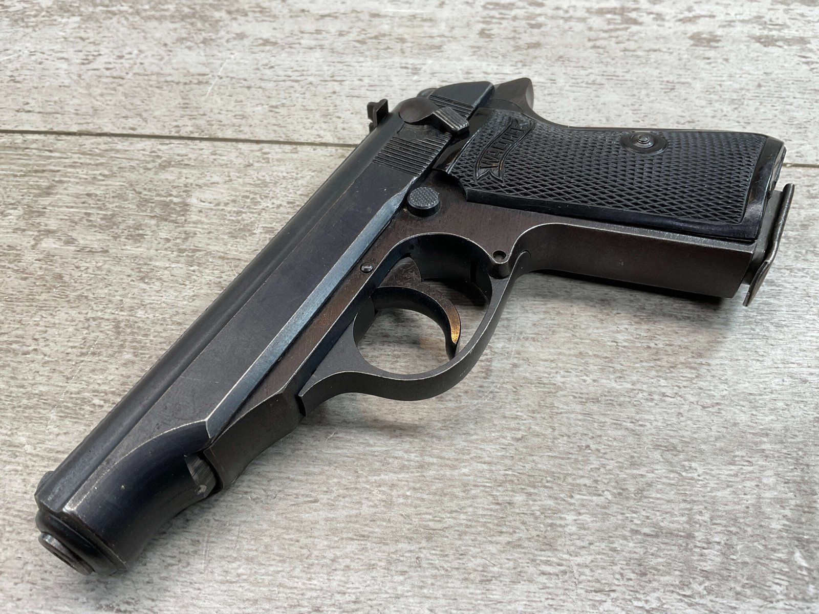 WALTHER PP 7,65 CAL PISTOL W/O PROOF MARKS END OF WAR #2210048-PF ...