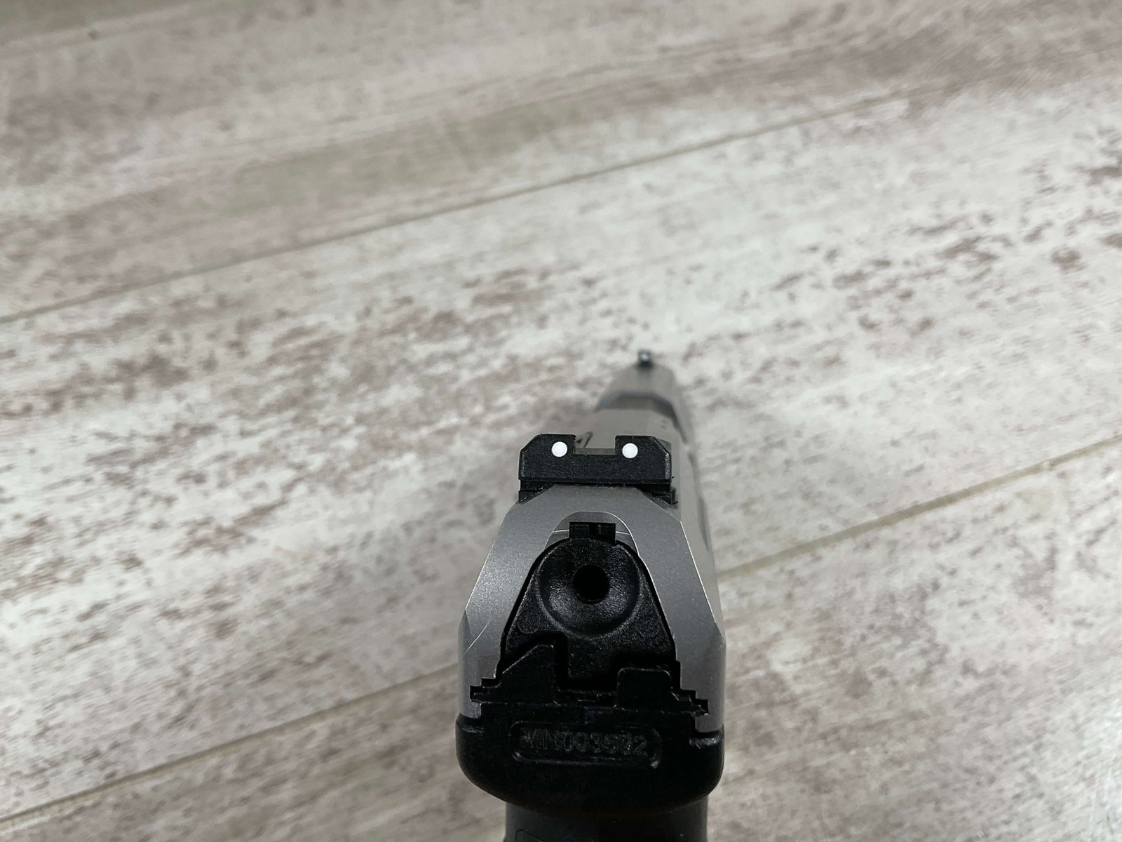 MAGNUM RESEARCH MODEL MR40 EAGLE PISTOL #3-03147 - Checkpoint Charlie's