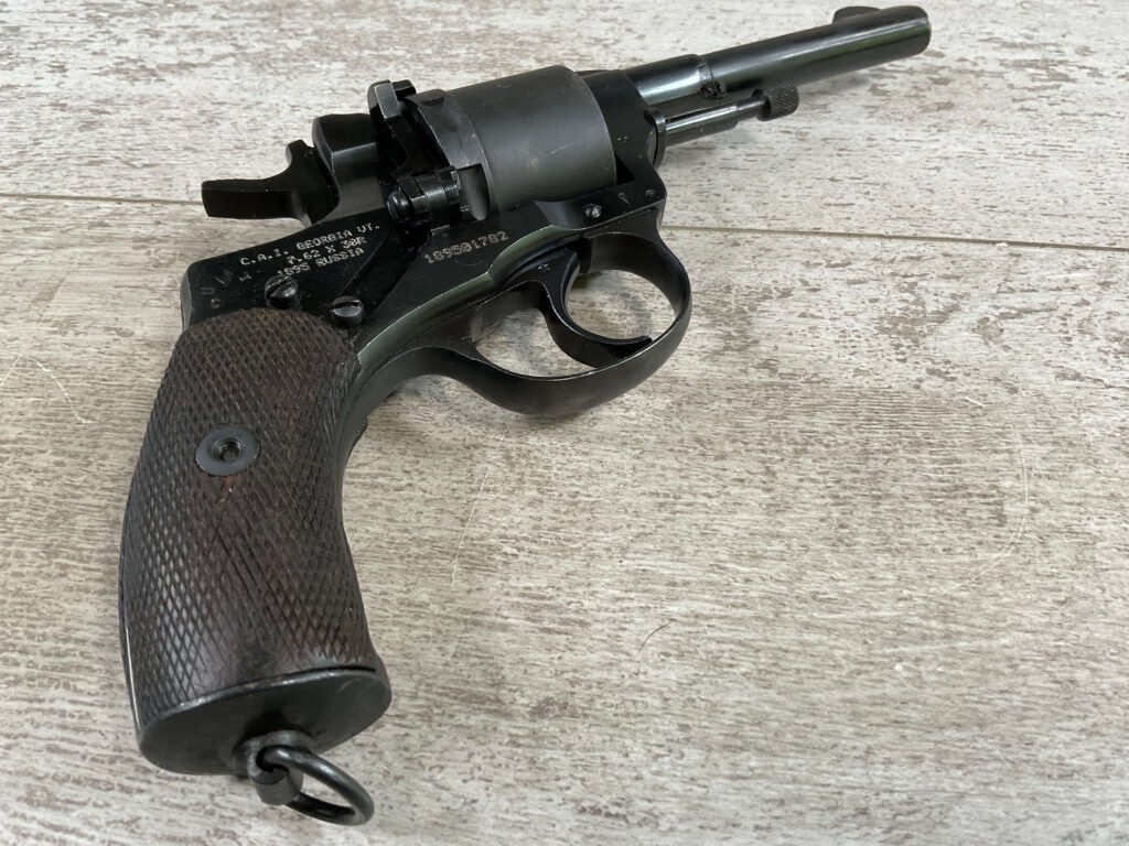 RUSSIAN NAGANT M1895 REVOLVER 1930 DATE TULA ARSENAL IN .32ACP #3-05025 ...