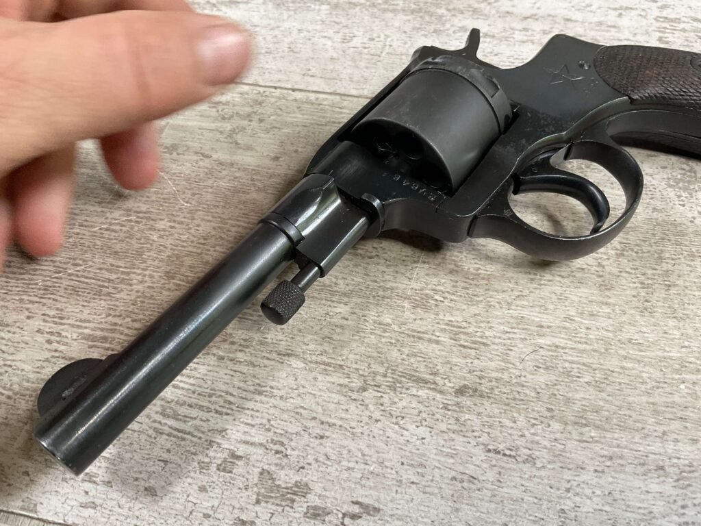 RUSSIAN NAGANT M1895 REVOLVER 1930 DATE TULA ARSENAL IN .32ACP #3-05025 ...