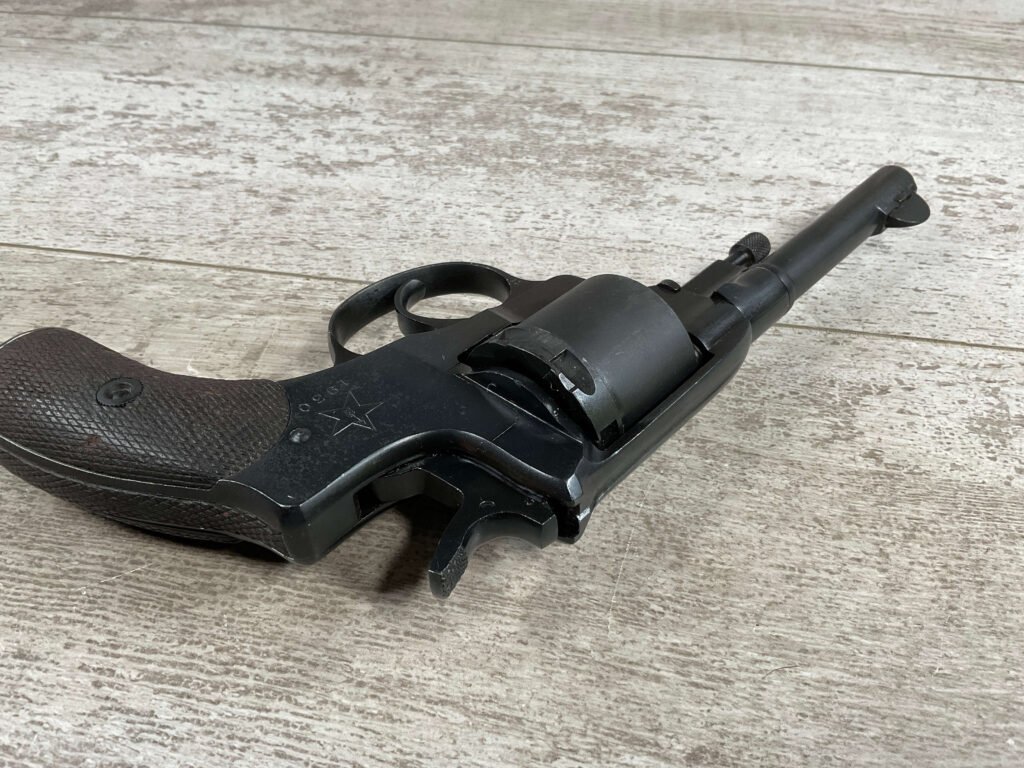 RUSSIAN NAGANT M1895 REVOLVER 1930 DATE TULA ARSENAL IN .32ACP #3-05025 ...