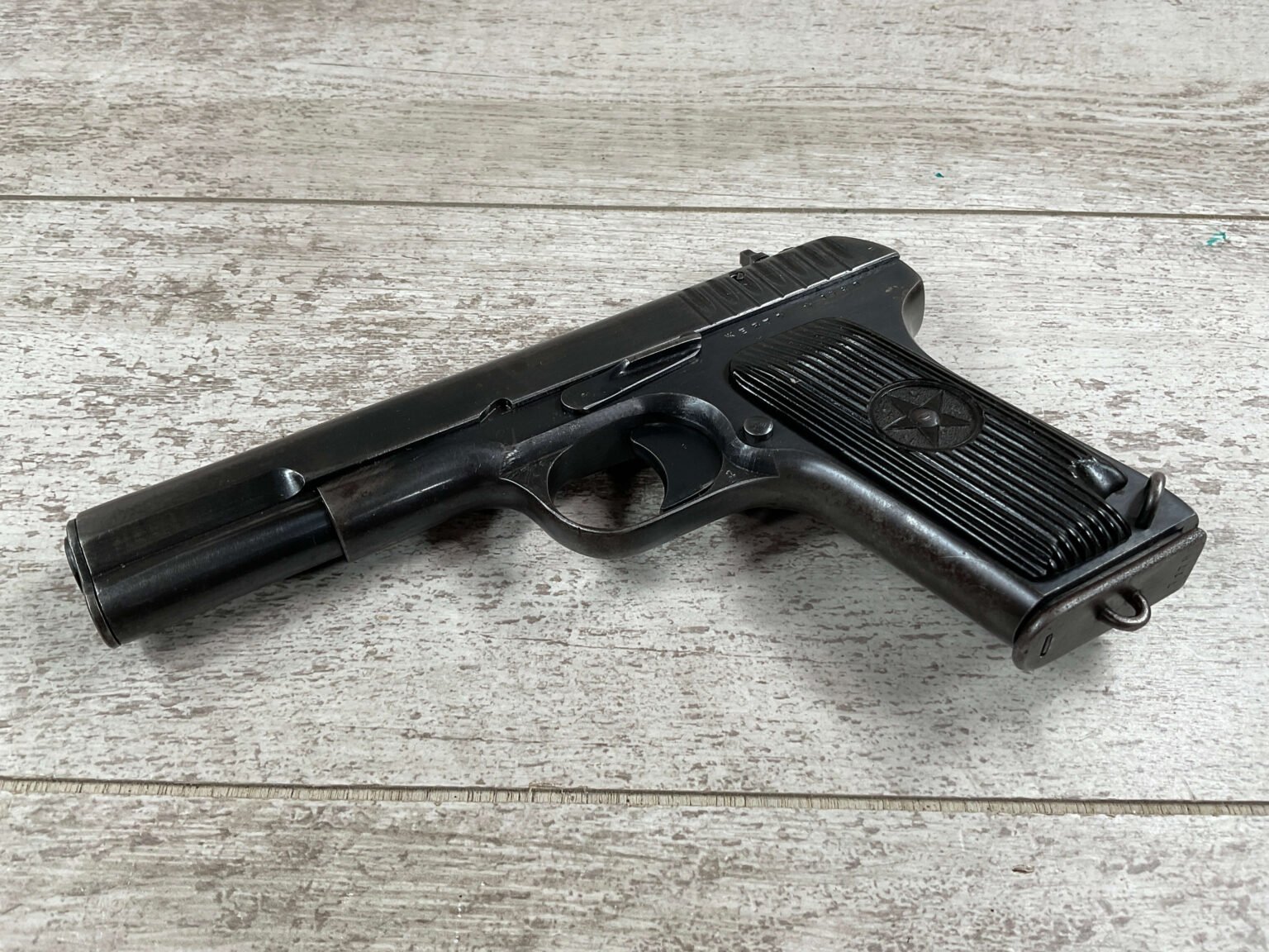 RUSSIAN TT 33 TOKAREV 7.62X25 PISTOL 1940 DATED W/LEATHER HOLSTER, RIG ...