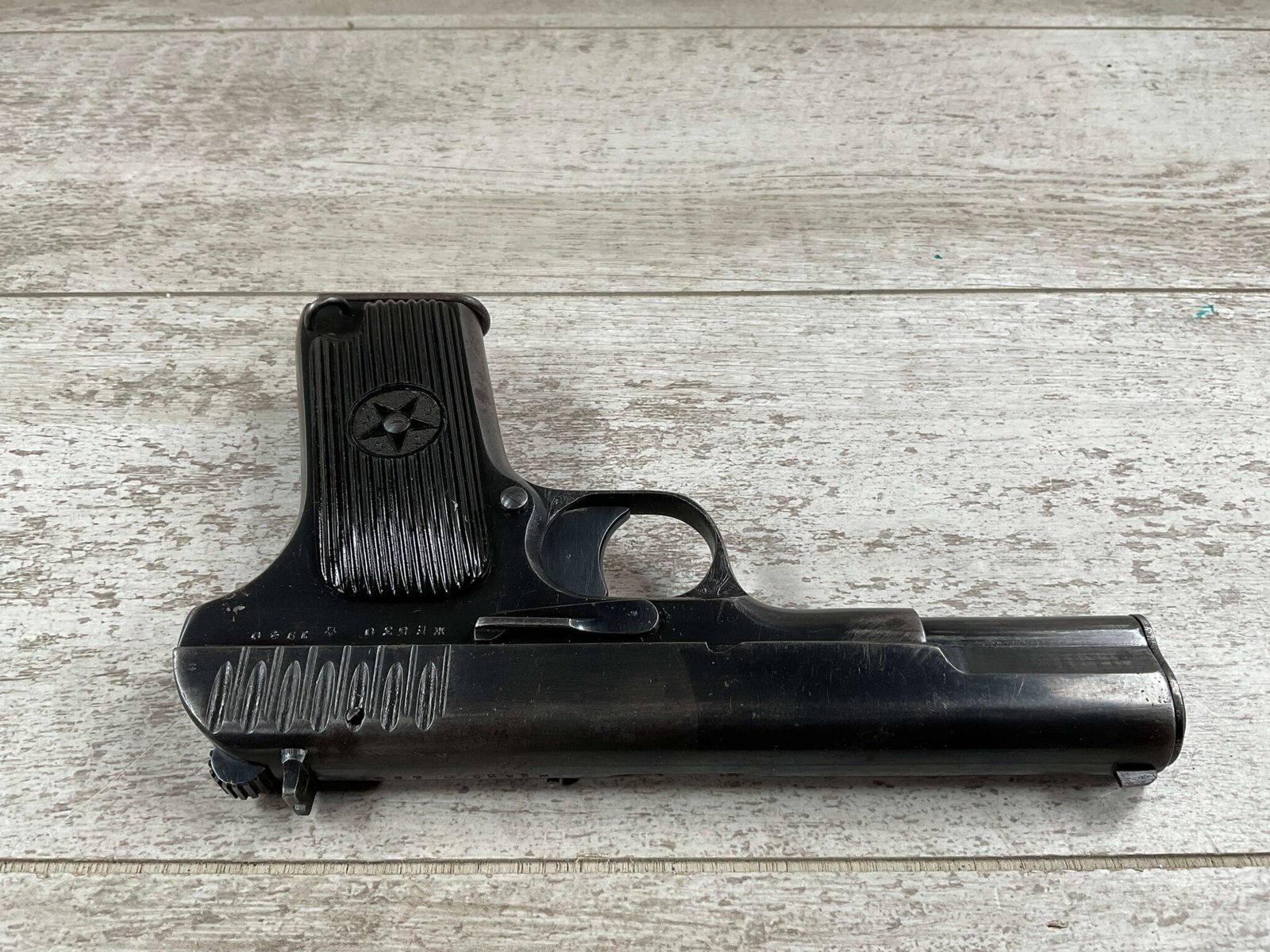 RUSSIAN TT 33 TOKAREV 7.62X25 PISTOL 1940 DATED W/LEATHER HOLSTER, RIG ...