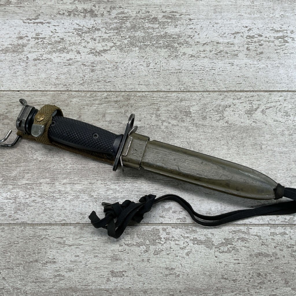 US M7 BAYONET MARKED "BOC" W/M8A1 SCABBARD MARKED "B.M. CO" #3-12026-PF ...