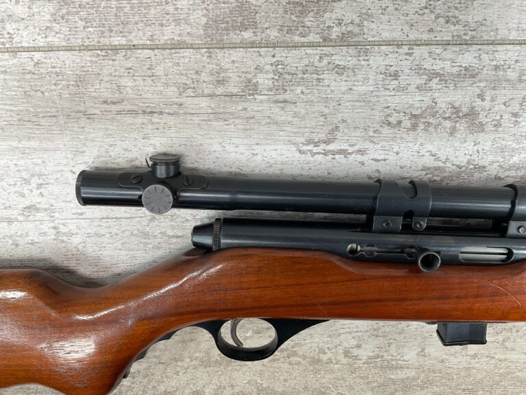 MOSSEBERG 152 SEMI AUTO .22LR RIFLE MOSSBERG 152 SEMI AUTO .22LR RIFLE ...