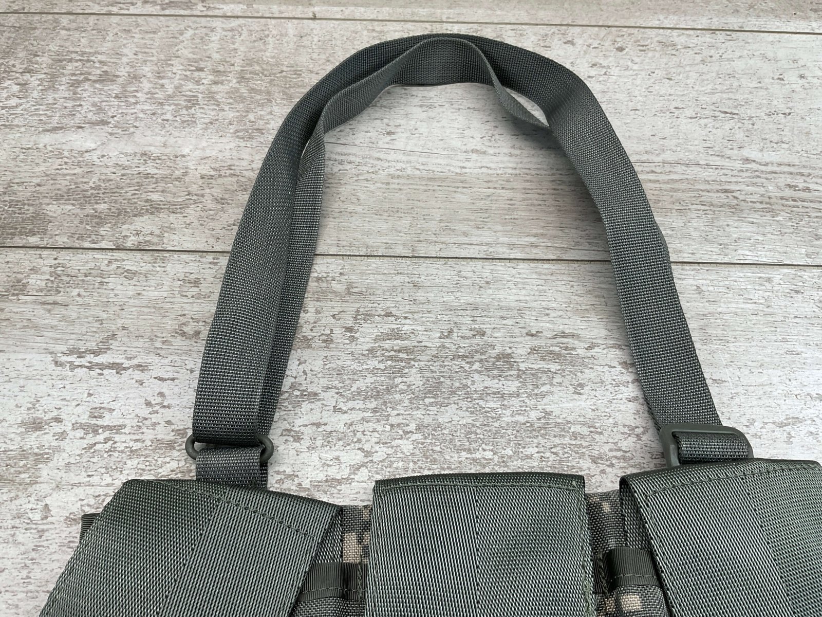 MULTI-CAMO BANDOLIER 3 MAG AMMO POUCH #4-01011-DH - Checkpoint Charlie's