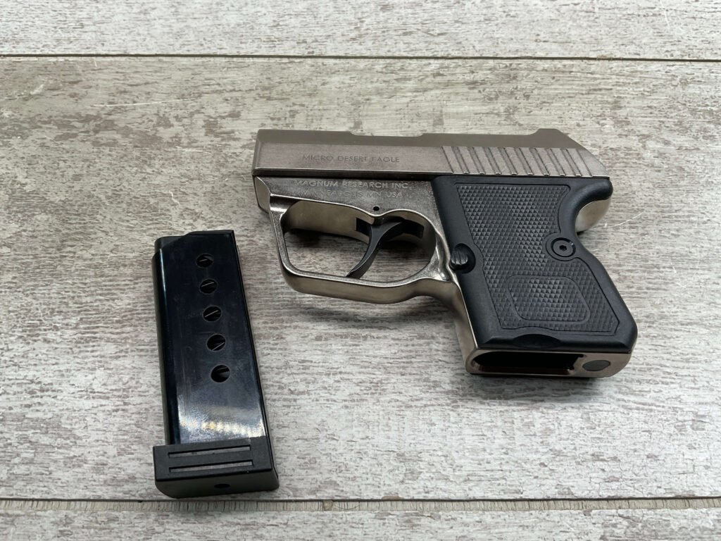 MAGNUM RESEARCH MICRO DESERT EAGLE .380 AUTO, LIKE NEW #4-01040-PF ...