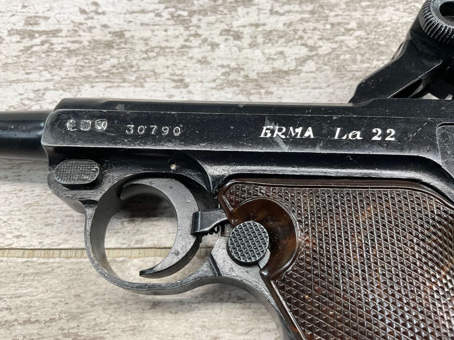 ERMA LA 22 .22LR SEMI AUTO PISTOL - Checkpoint Charlie's