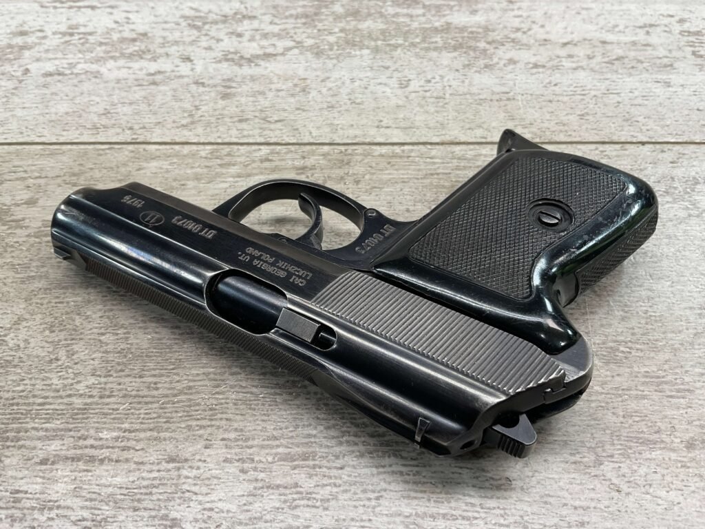 POLISH RADOM P64 SEMI AUTO PISTOL POLISH RADOM P-64 SEMI AUTO PISTOL #4 ...