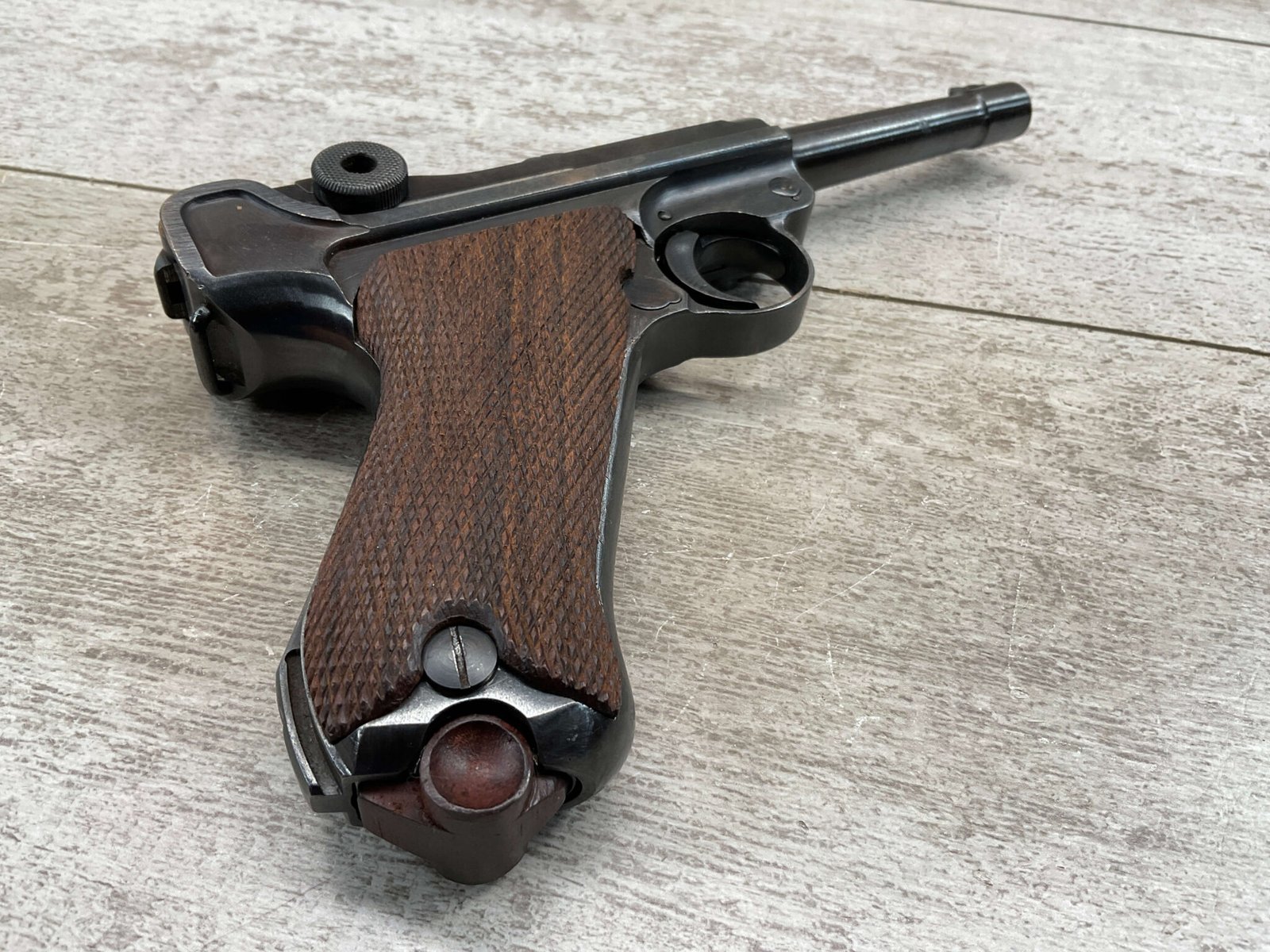 DWM LUGER P08 9MM SEMI AUTO PISTOL - Checkpoint Charlie's