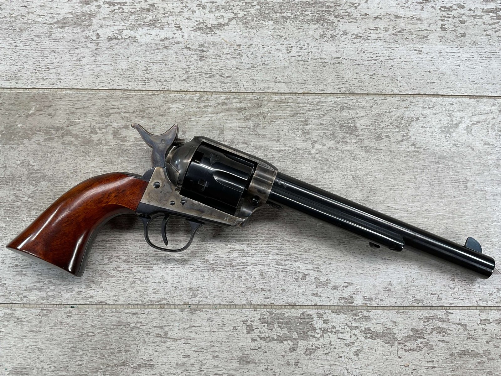 UBERTI .44 CAL CATTLEMAN BLACK POWDER REVOLVER - Checkpoint Charlie's