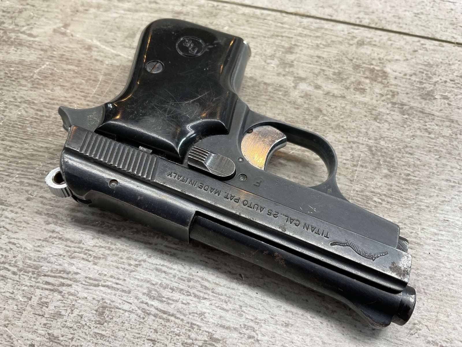 FIE CORP TITAN .25 AUTO POCKET PISTOL - Checkpoint Charlie's