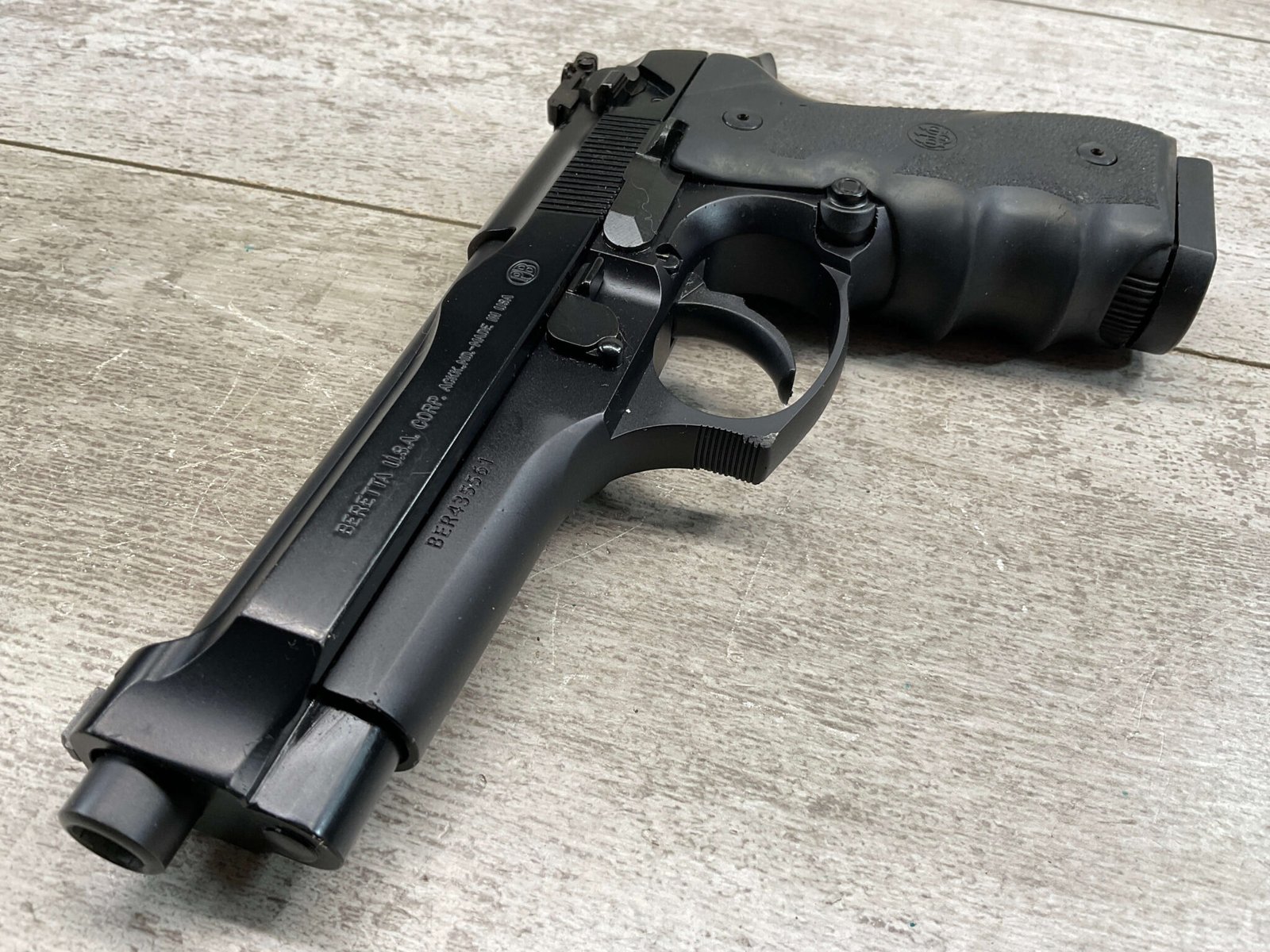 BERETTA 96 BRIGADIER .40 S&W SEMI AUTO PISTOL - Checkpoint Charlie's