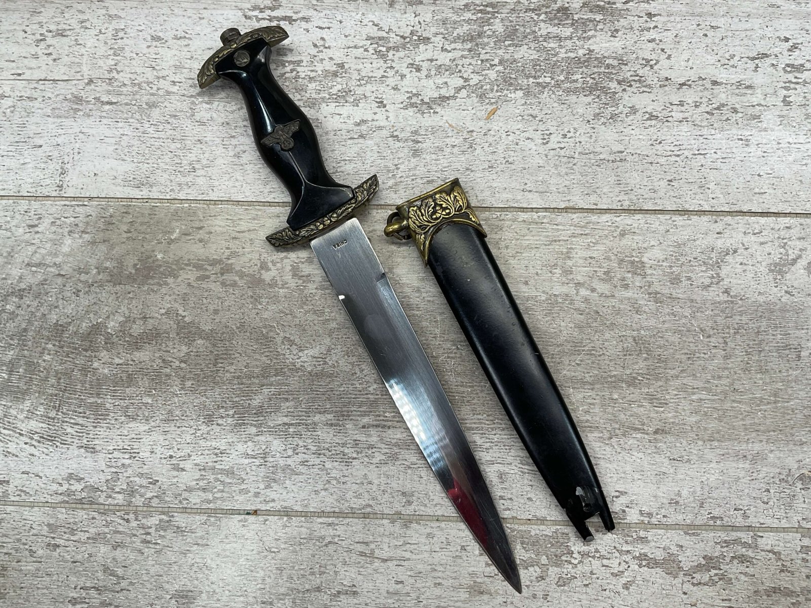 REPLICA WWII GERMAN SS DAGGER, DAMAGED MISSING TOP COVER OF DAGGERÂ ...