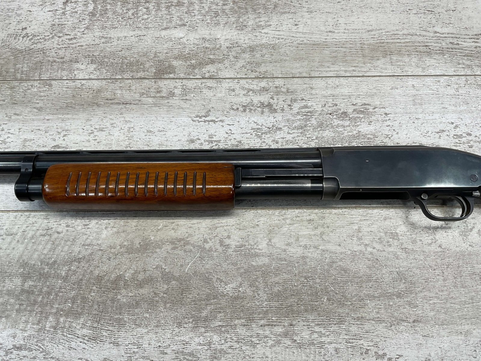 JC HIGGINS MODEL 20 12 GAUGE PUMP SHOTGUN W/POWER PACK CHOKE SYSTEM ...
