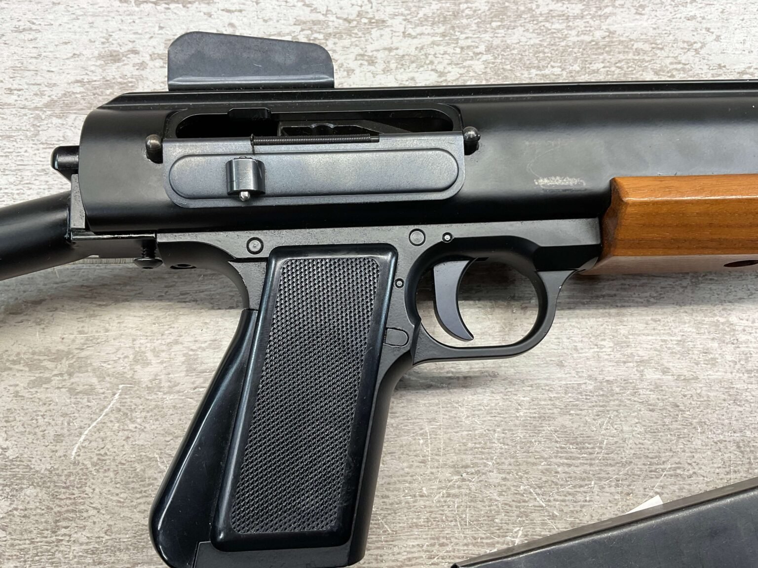WILKINSON ARMS "LINDA" 9MM SEMI AUTO CARBINE, LIKE NEW - Checkpoint ...
