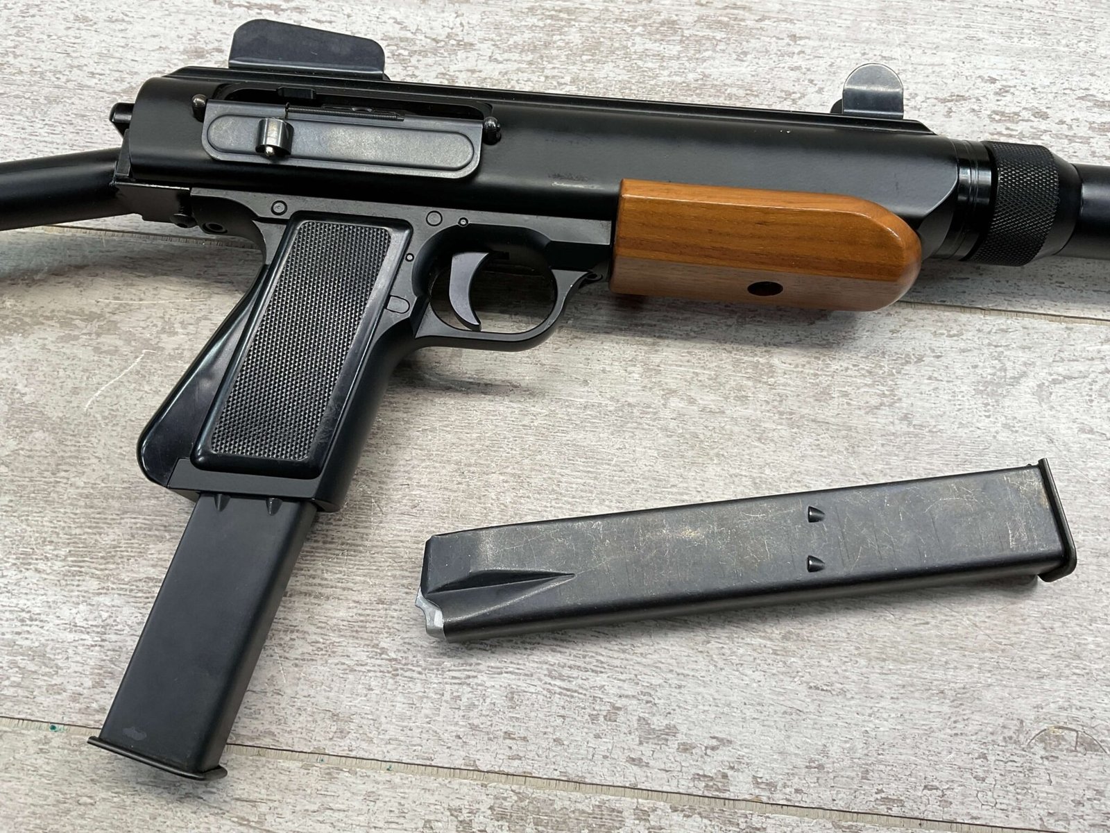 WILKINSON ARMS "LINDA" 9MM SEMI AUTO CARBINE, LIKE NEW - Checkpoint ...