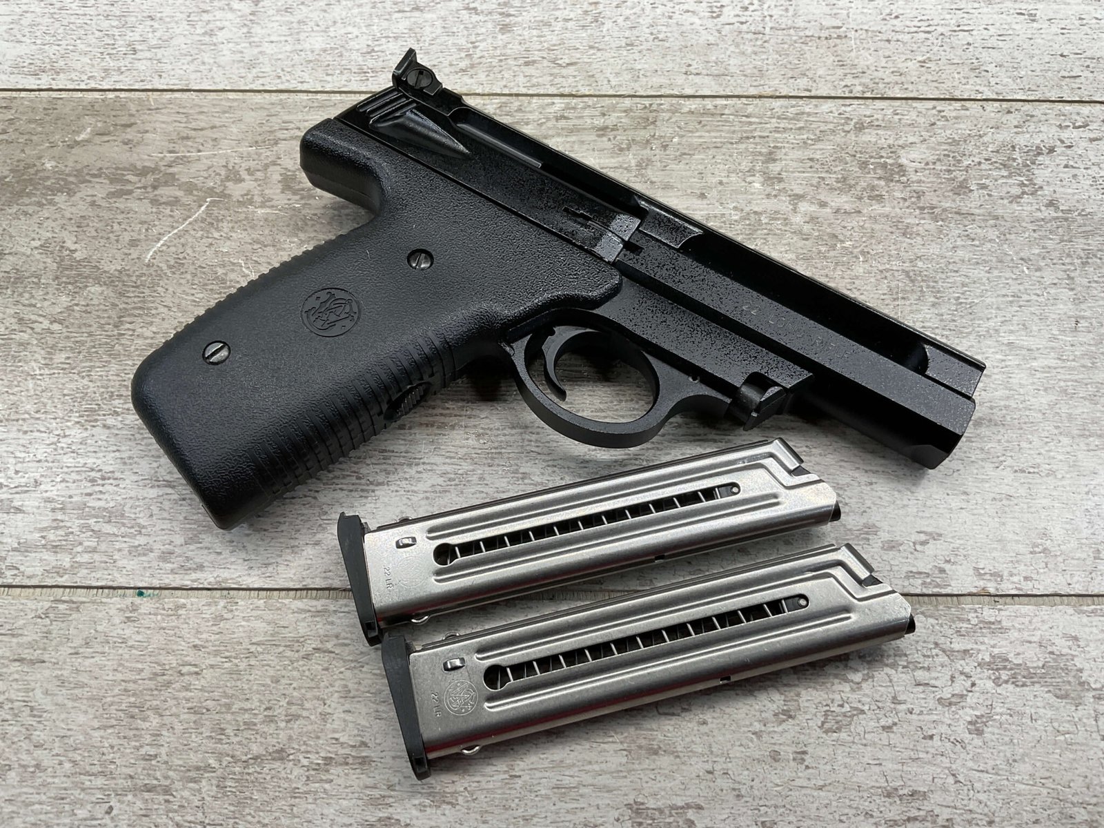 SMITH & WESSON S&W 22A-1 .22LR SEMI AUTO PISTOL - Checkpoint Charlie's
