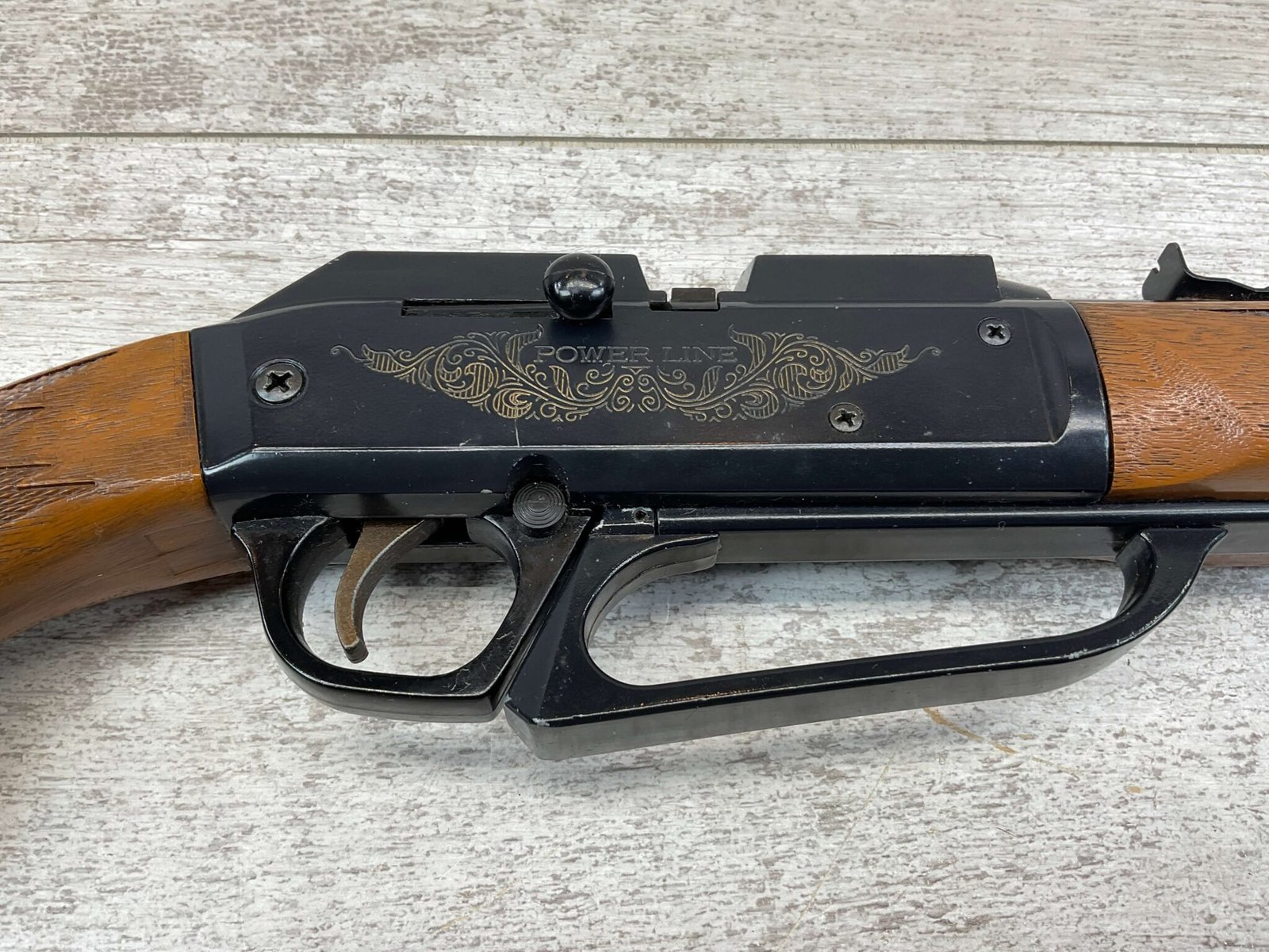 DAISY POWERLINE MODEL 922, .22 CAL AIR RIFLE, VINTAGE, RARE ...