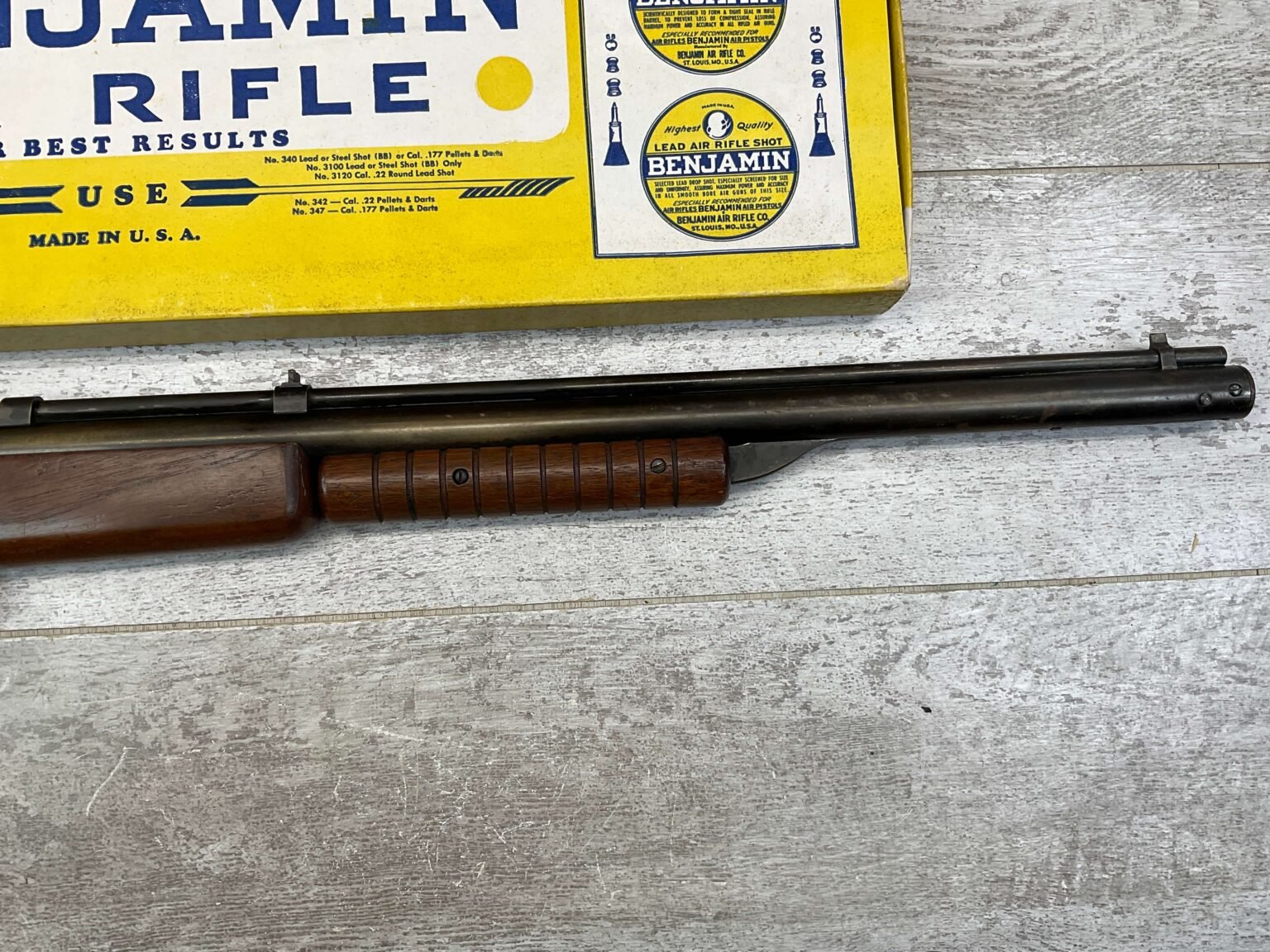 "BENJAMIN FRANKLIN" MODEL 312 .22 CAL PUMP ACTION AIR RIFLE W/ ORIGINAL ...