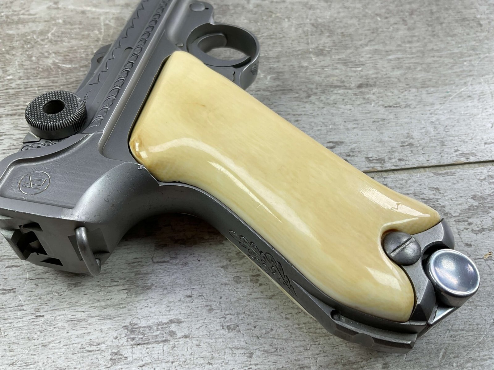 DWM LUGER P08 9MM SEMI AUTO PISTOL, CUSTOM ENGRAVED, JAMES EARL JONES ...